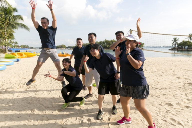 25 Interesting Ice Breaker Games For Your Next Team Meeting