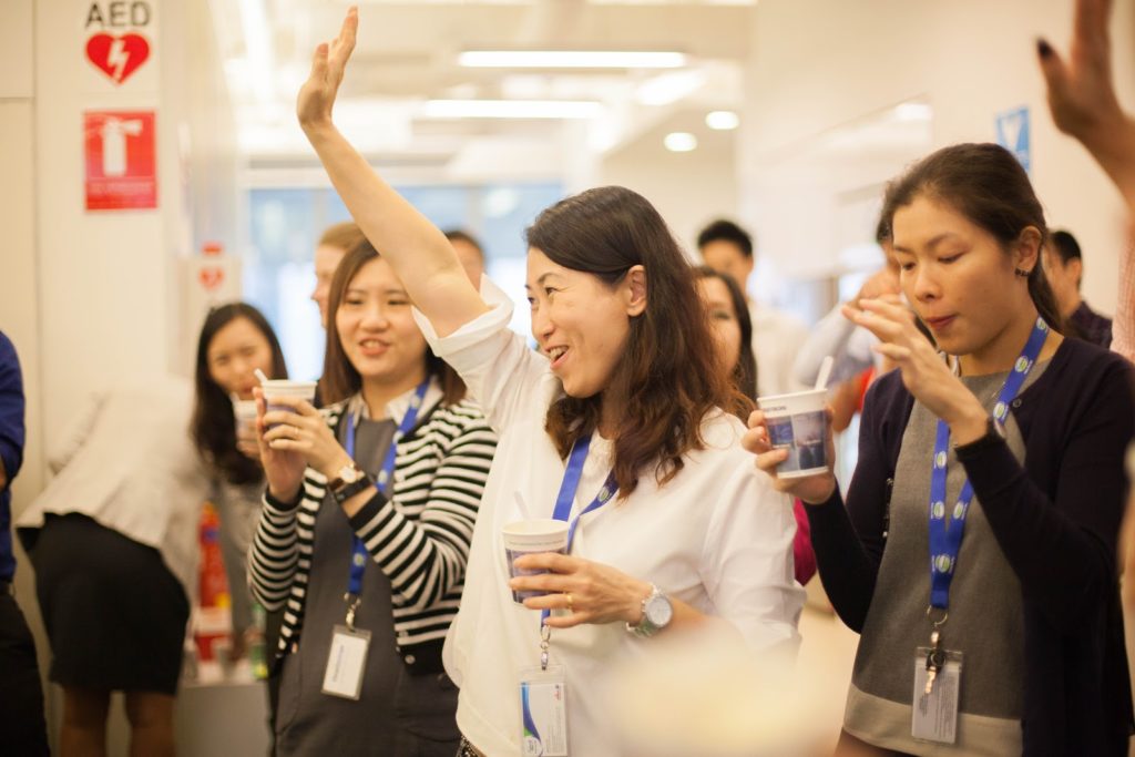25 Interesting Ice Breaker Games For Your Next Team Meeting